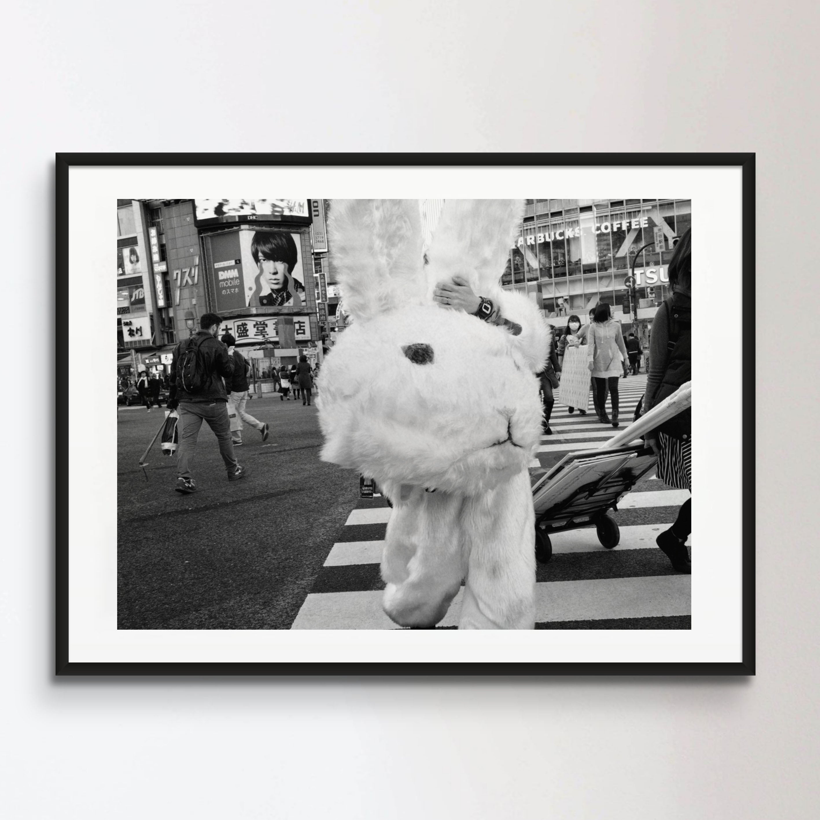 Tokyo Crossing Bunny – The Wall Art Club